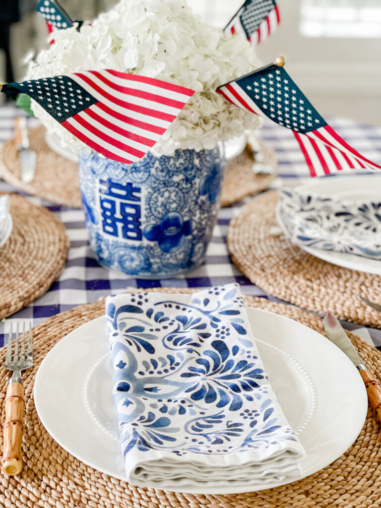 Blue and White Table Setting Ideas - Margaret of York